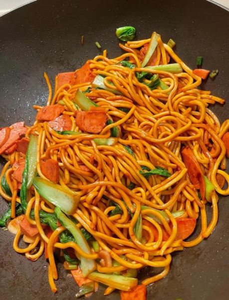 最简单的炒面怎么做_新手零失败技巧-第1张图片-山城妙识 最简单的炒面怎么做_新手零失败技巧-第1张图片-山城妙识