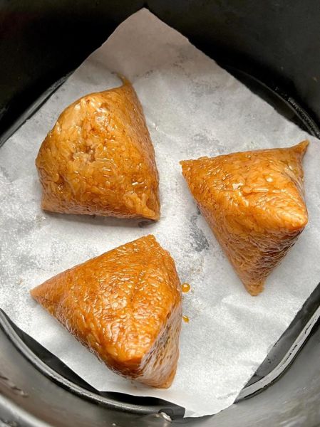 炸粽子怎么做好吃_炸粽子油温多少合适-第1张图片-山城妙识 炸粽子怎么做好吃_炸粽子油温多少合适-第1张图片-山城妙识