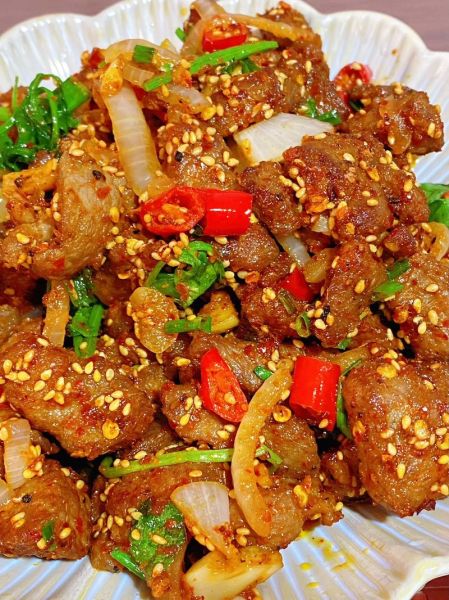 孜然炒羊肉怎么做_正宗孜然炒羊肉做法-第3张图片-山城妙识 孜然炒羊肉怎么做_正宗孜然炒羊肉做法-第3张图片-山城妙识