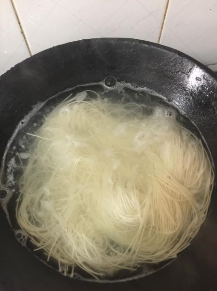 葱花面条怎么做_葱花面条最简单的做法-第3张图片-山城妙识 葱花面条怎么做_葱花面条最简单的做法-第3张图片-山城妙识