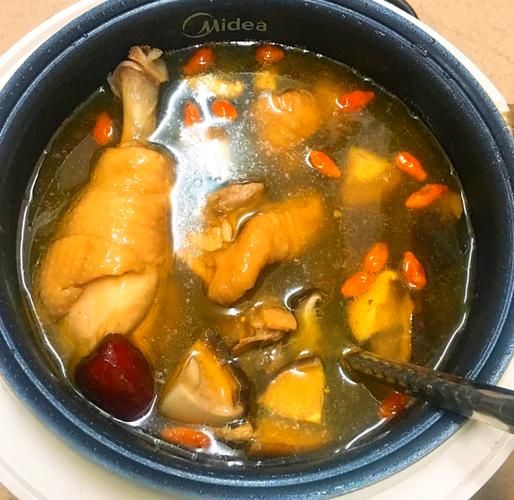 鸡腿蘑菇汤的做法_鸡腿蘑菇汤怎么做好喝-第1张图片-山城妙识 鸡腿蘑菇汤的做法_鸡腿蘑菇汤怎么做好喝-第1张图片-山城妙识