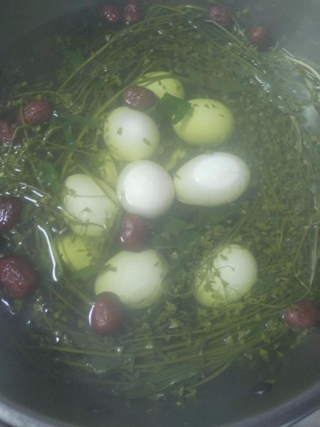 荠菜煮鸡蛋有什么效果_荠菜鸡蛋汤的功效与禁忌-第3张图片-山城妙识