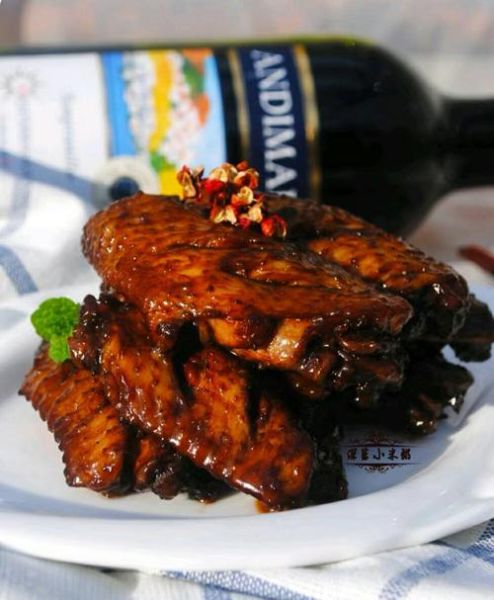 红酒鸡翅怎么腌制_红酒鸡翅的做法步骤-第1张图片-山城妙识 红酒鸡翅怎么腌制_红酒鸡翅的做法步骤-第1张图片-山城妙识