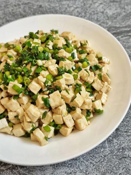 小葱拌豆腐怎么做_小葱拌豆腐怎么做好吃又简单-第1张图片-山城妙识 小葱拌豆腐怎么做_小葱拌豆腐怎么做好吃又简单-第1张图片-山城妙识