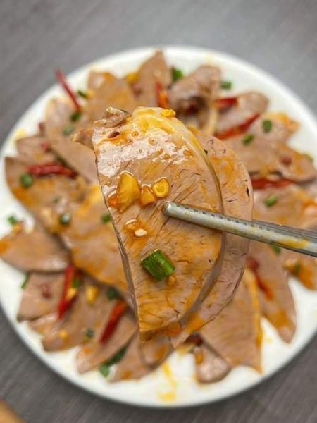 凉拌猪心怎么做_猪心焯水多久才脆嫩-第2张图片-山城妙识 凉拌猪心怎么做_猪心焯水多久才脆嫩-第2张图片-山城妙识