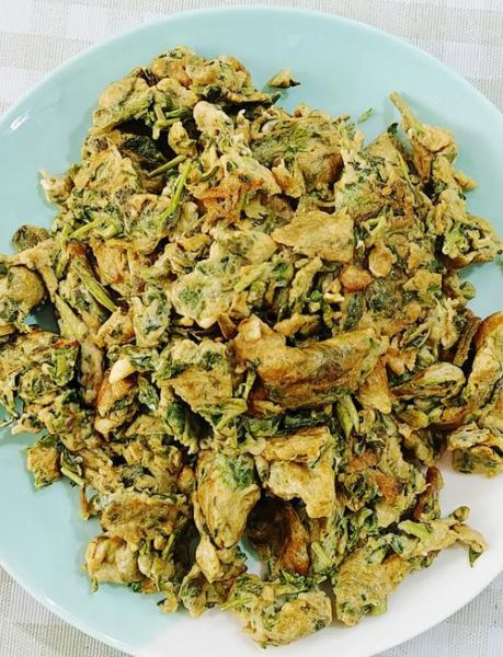 椿芽炒鸡蛋怎么做_椿芽炒鸡蛋需要焯水吗-第1张图片-山城妙识