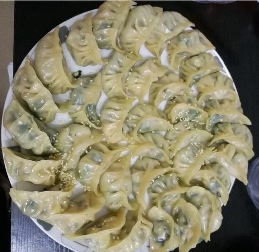 猪肉虾仁水饺怎么做_猪肉虾仁水饺怎么调馅-第3张图片-山城妙识