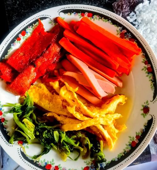 辣白菜紫菜包饭怎么做_辣白菜紫菜包饭好吃吗-第3张图片-山城妙识