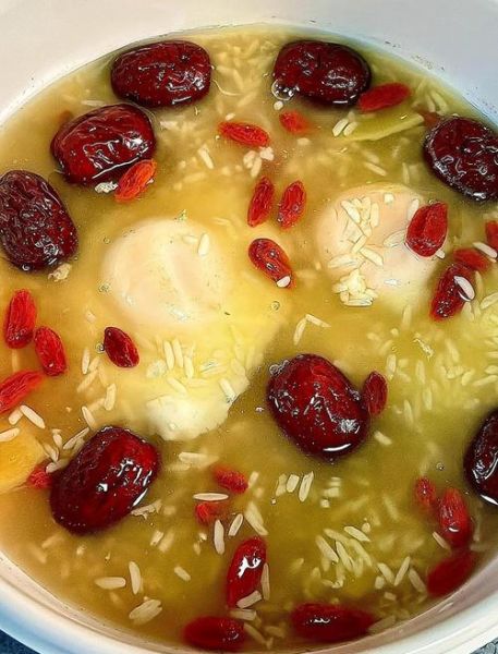 酒酿蛋的正确吃法_酒酿蛋什么时候吃最好-第1张图片-山城妙识 酒酿蛋的正确吃法_酒酿蛋什么时候吃最好-第1张图片-山城妙识