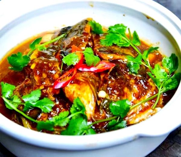 红烧鲢鱼头怎么做_红烧鲢鱼头用什么调料-第3张图片-山城妙识 红烧鲢鱼头怎么做_红烧鲢鱼头用什么调料-第3张图片-山城妙识