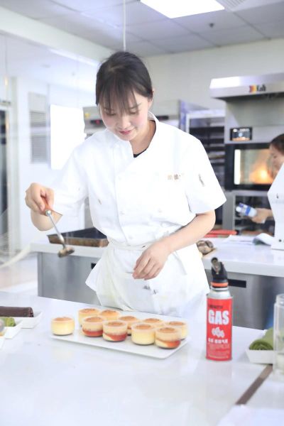 蛋糕店学徒能学到东西吗_学多久能出师-第1张图片-山城妙识 蛋糕店学徒能学到东西吗_学多久能出师-第1张图片-山城妙识