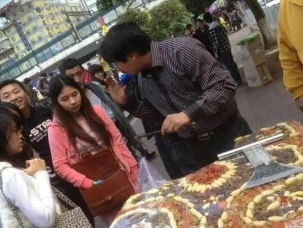 切糕一刀10万是真的吗_切糕为什么这么贵-第2张图片-山城妙识 切糕一刀10万是真的吗_切糕为什么这么贵-第2张图片-山城妙识