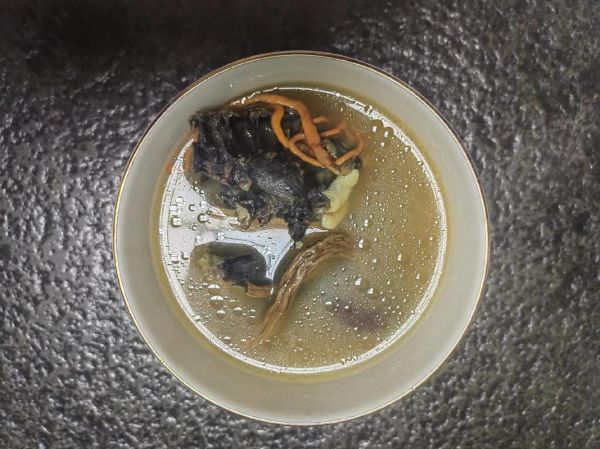 新鲜茶树菇鸡汤怎么炖好喝_茶树菇鸡汤炖多久才入味-第3张图片-山城妙识