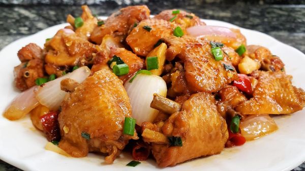 鸡肉和什么菜炒最好_鸡肉炒什么菜好吃又营养-第2张图片-山城妙识