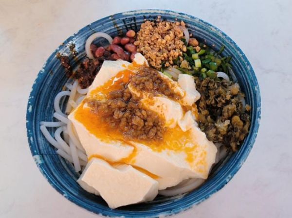 豆花米线怎么做_豆花米线热量高吗-第1张图片-山城妙识