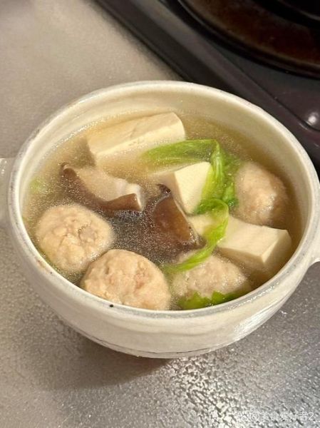 鸡肉丸子汤怎么做_鸡肉丸子汤热量高吗-第3张图片-山城妙识 鸡肉丸子汤怎么做_鸡肉丸子汤热量高吗-第3张图片-山城妙识