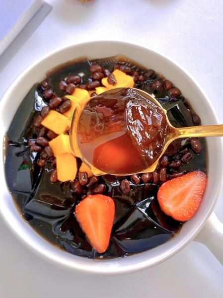 奶茶烧仙草怎么做_烧仙草奶茶热量高吗-第2张图片-山城妙识