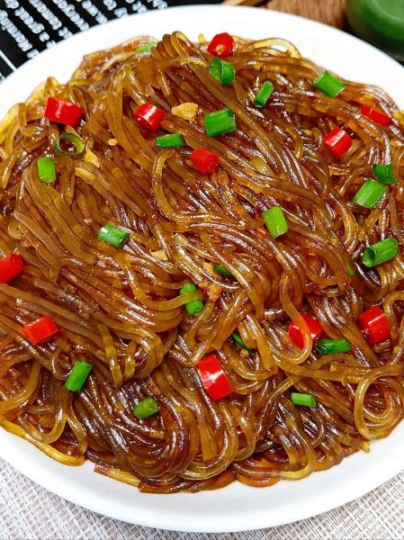 蒜蓉粉丝家常简单做法_蒜蓉粉丝怎么做才好吃-第2张图片-山城妙识 蒜蓉粉丝家常简单做法_蒜蓉粉丝怎么做才好吃-第2张图片-山城妙识