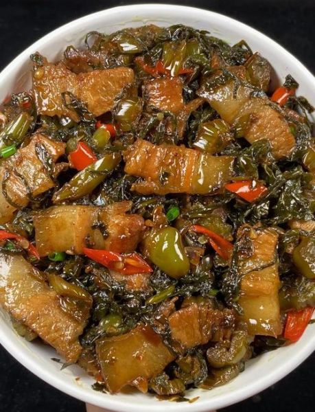 酸菜怎么炒才好吃_酸菜炒肉秘诀-第1张图片-山城妙识