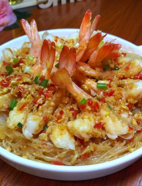 蒜蓉开背虾蒸粉丝怎么做_蒜蓉开背虾蒸粉丝蒸几分钟-第2张图片-山城妙识 蒜蓉开背虾蒸粉丝怎么做_蒜蓉开背虾蒸粉丝蒸几分钟-第2张图片-山城妙识