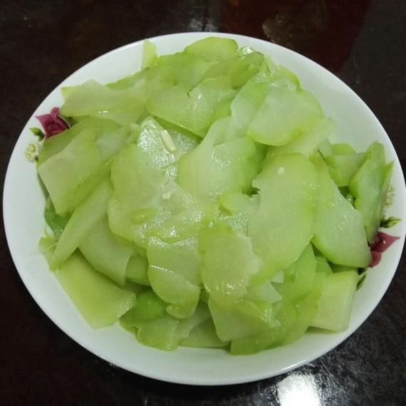 佛手瓜要不要剥皮_佛手瓜怎么去皮最简单-第2张图片-山城妙识