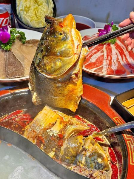 鱼头火锅配菜有哪些_鱼头火锅配菜推荐-第1张图片-山城妙识