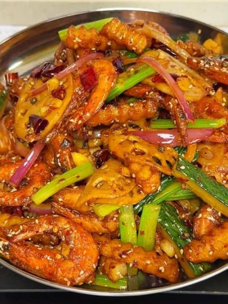 香辣虾干锅怎么做_香辣虾干锅配料有哪些-第3张图片-山城妙识 香辣虾干锅怎么做_香辣虾干锅配料有哪些-第3张图片-山城妙识