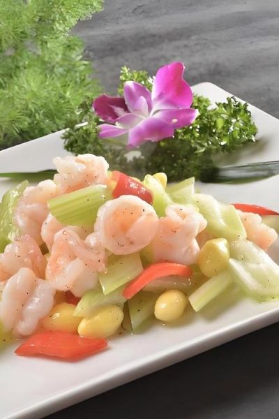 西芹虾仁怎么炒才脆嫩_西芹虾仁热量高吗-第1张图片-山城妙识 西芹虾仁怎么炒才脆嫩_西芹虾仁热量高吗-第1张图片-山城妙识