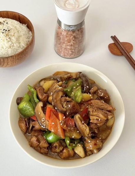 黄焖鸡怎么做最简单_黄焖鸡家常做法步骤-第2张图片-山城妙识