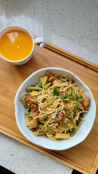 豆角蒸面怎么做_家庭做法步骤详解-第1张图片-山城妙识