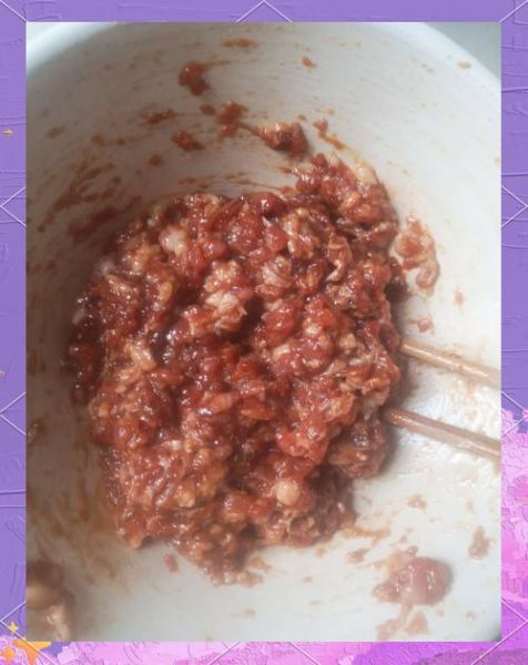 羊肉饺子馅最忌放什么调料_羊肉饺子馅怎么调不膻-第2张图片-山城妙识