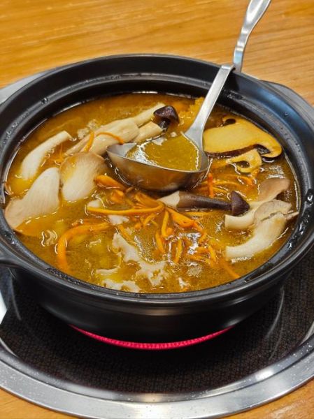 营养炖汤怎么做_炖汤用什么锅最好-第1张图片-山城妙识 营养炖汤怎么做_炖汤用什么锅最好-第1张图片-山城妙识