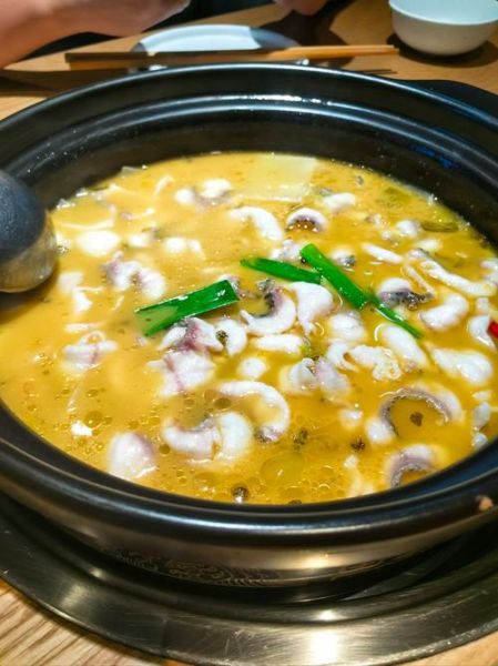 酸菜火锅鱼怎么做才好吃_酸菜鱼火锅的正宗做法-第2张图片-山城妙识