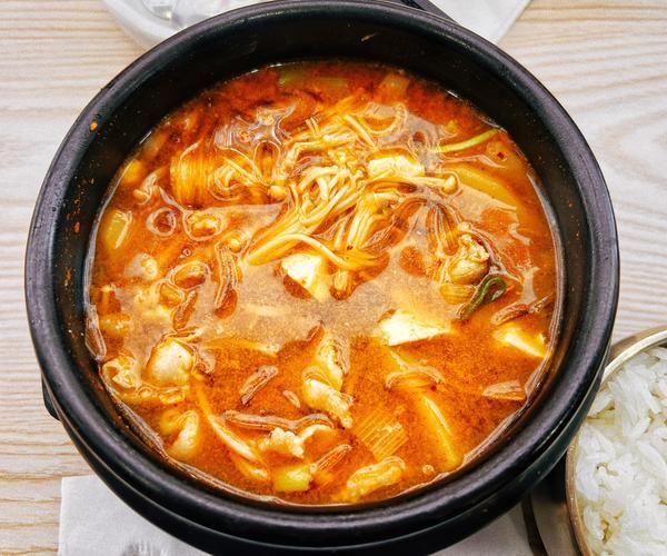 大酱汤和味增汤的区别_哪个更健康-第1张图片-山城妙识 大酱汤和味增汤的区别_哪个更健康-第1张图片-山城妙识