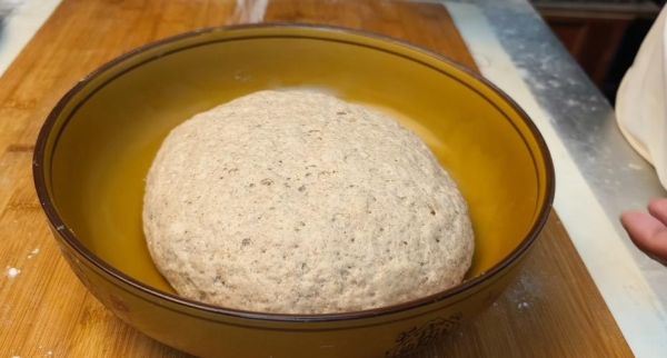 酵母发面可以放一晚上吗_隔夜面团会不会坏-第2张图片-山城妙识