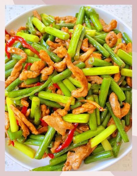 蒜苔炒肉怎么做_蒜苔炒肉用哪个部位肉-第3张图片-山城妙识 蒜苔炒肉怎么做_蒜苔炒肉用哪个部位肉-第3张图片-山城妙识