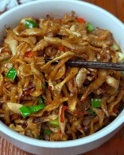 炒萝卜干怎么炒才脆_萝卜干炒多久才入味-第1张图片-山城妙识