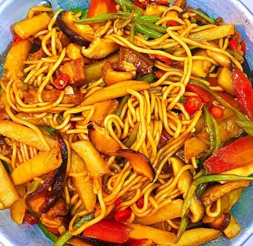 焖面怎么做好吃又简单_家常焖面做法-第1张图片-山城妙识 焖面怎么做好吃又简单_家常焖面做法-第1张图片-山城妙识