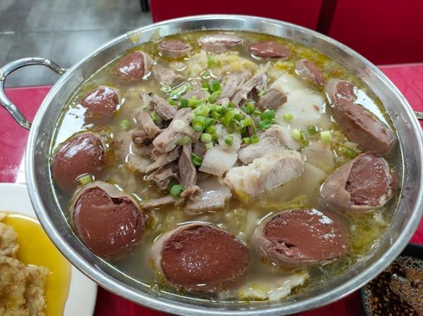 杀猪菜图片大全_杀猪菜怎么做才正宗-第1张图片-山城妙识 杀猪菜图片大全_杀猪菜怎么做才正宗-第1张图片-山城妙识