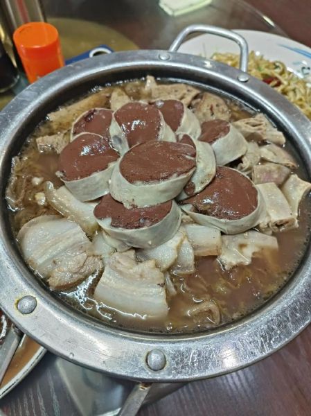 杀猪菜图片大全_杀猪菜怎么做才正宗-第3张图片-山城妙识 杀猪菜图片大全_杀猪菜怎么做才正宗-第3张图片-山城妙识