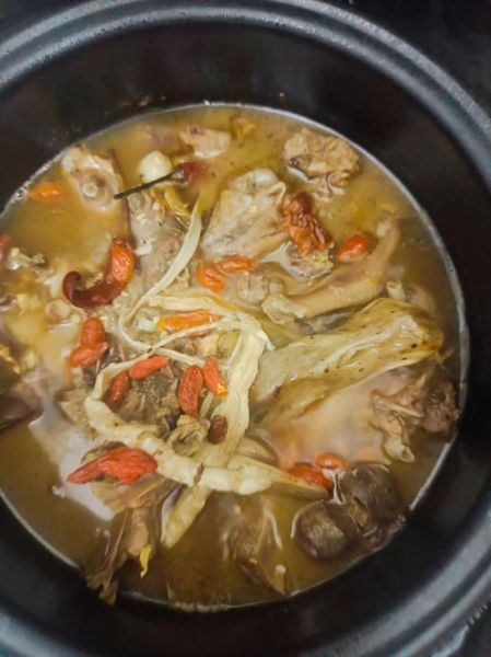 老鸭煲怎么做_老鸭煲用什么鸭子最好-第3张图片-山城妙识 老鸭煲怎么做_老鸭煲用什么鸭子最好-第3张图片-山城妙识