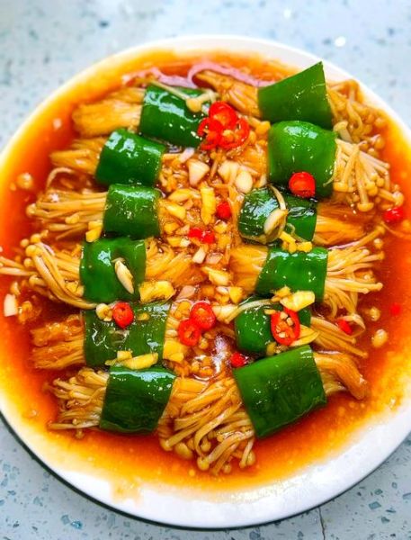 青椒金针菇炒肉丝怎么做_青椒金针菇炒肉丝热量高吗-第1张图片-山城妙识