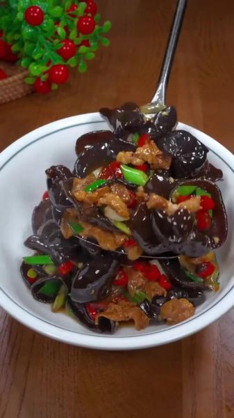 木耳单独怎么炒_木耳炒多久才熟-第3张图片-山城妙识 木耳单独怎么炒_木耳炒多久才熟-第3张图片-山城妙识