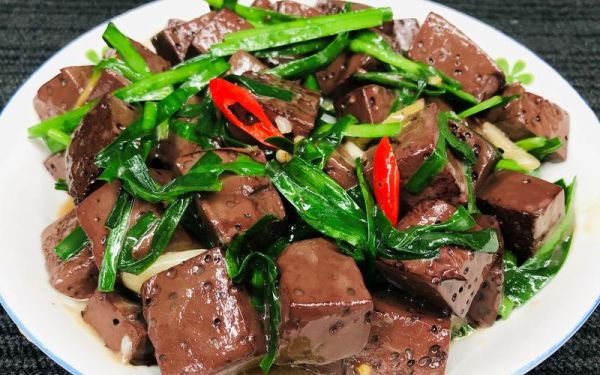 红烧猪血怎么做好吃_猪血去腥技巧-第2张图片-山城妙识