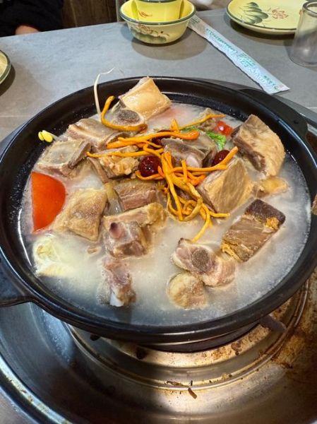 麻辣排骨火锅怎么做_家常做法步骤详解-第1张图片-山城妙识