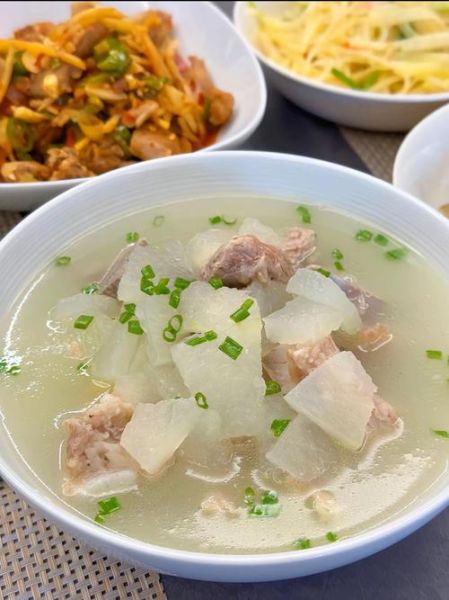 排骨汤怎么炖好喝又营养_冬瓜排骨汤的做法-第2张图片-山城妙识