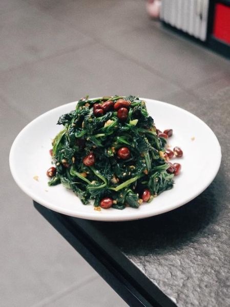 陈醋花生米菠菜怎么做_陈醋花生米菠菜热量高吗-第1张图片-山城妙识 陈醋花生米菠菜怎么做_陈醋花生米菠菜热量高吗-第1张图片-山城妙识