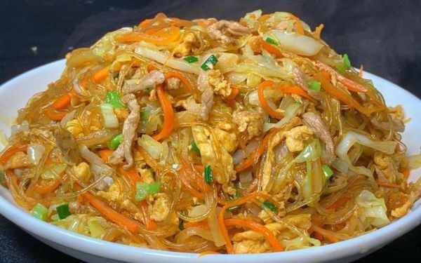 铁板粉丝包菜怎么做_铁板粉丝包菜的家常做法-第3张图片-山城妙识