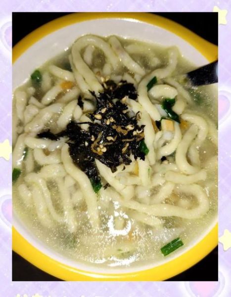 鱼板面怎么做_鱼板面热量高吗-第1张图片-山城妙识