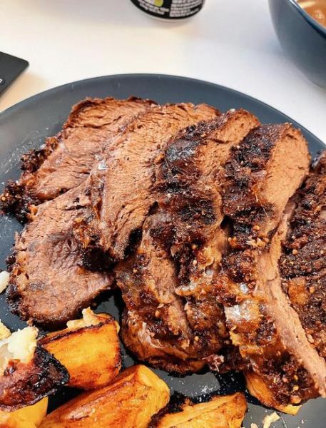 烤箱烤牛肉的温度和时间_烤多久才嫩-第2张图片-山城妙识